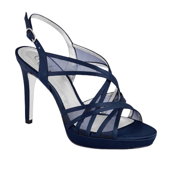 Adrianna Papell | Shoes | Adrianna Papell Adri Platform Sandal | Poshmark